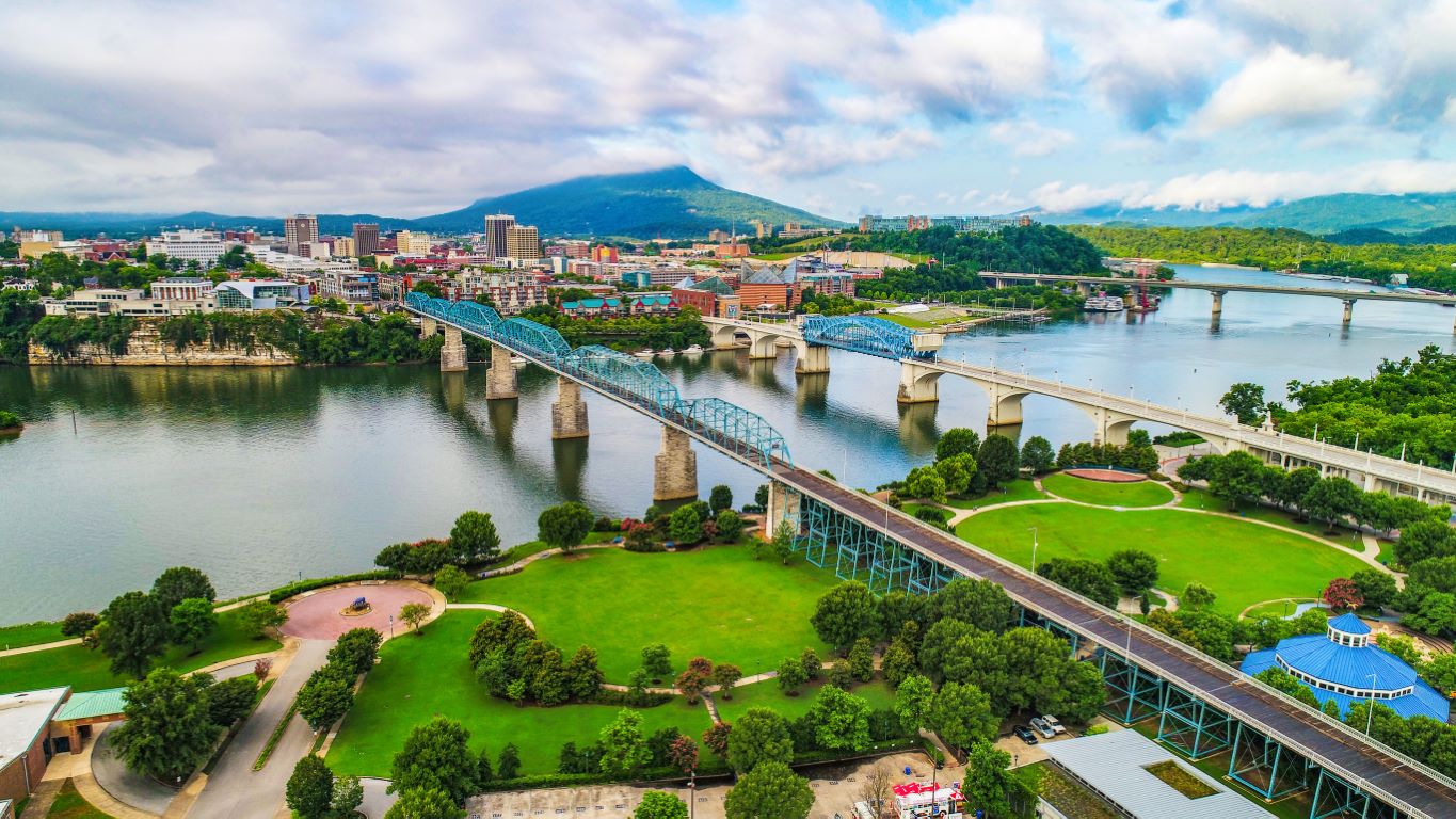 Chattanooga River New Floating 'litter Boom' Aims To Keep Chattanooga